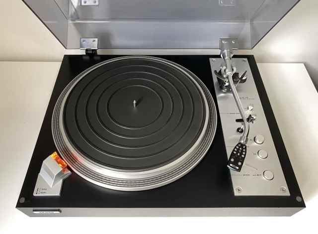 Denon SL-7D Turntable - Stereo Systems in Coburg VIC | Gumtree Australia