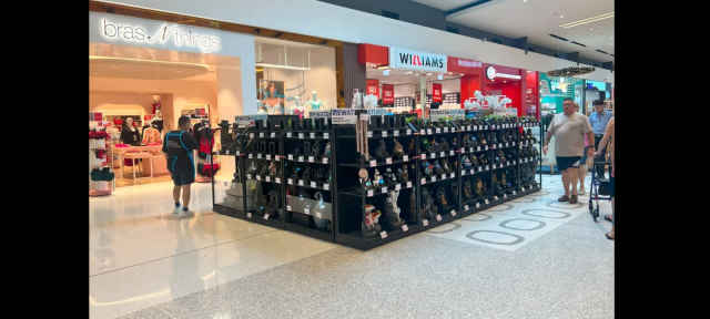 Miranda, Sydney WESTFIELD Kiosk Summer Break | Retail Assistant ...