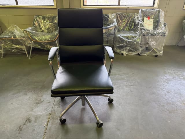 Leather Como Executive Boss Chair - Ex-Showroom Sample - Office Chairs ...