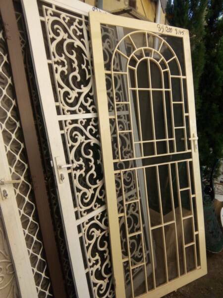 SECURITY DIMOND SHAPE GRILL DOOR COLONIAL VICTORIAN | Building ...
