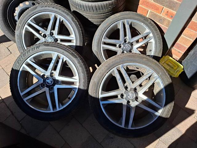 HOLDEN COMMODORE VE SV6 WHEELS | Wheels, Tyres & Rims | Gumtree ...