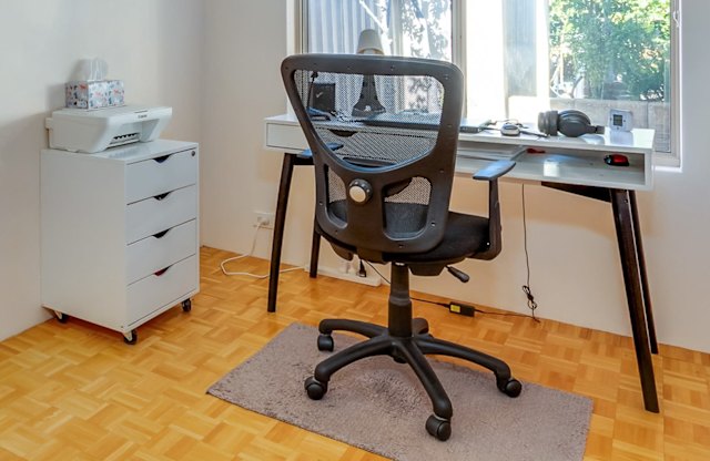 ALDI OFFICE SET (Desk/Chair/Cabinet) - Office Chairs in Clarkson WA ...