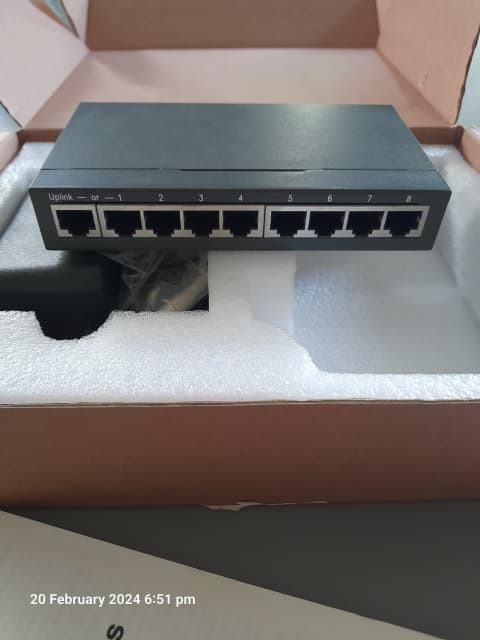 ACCTON EH2008 8-PORT 10Mbs ETHERNET HUB | Other Electronics & Computers | Gumtree Australia ...