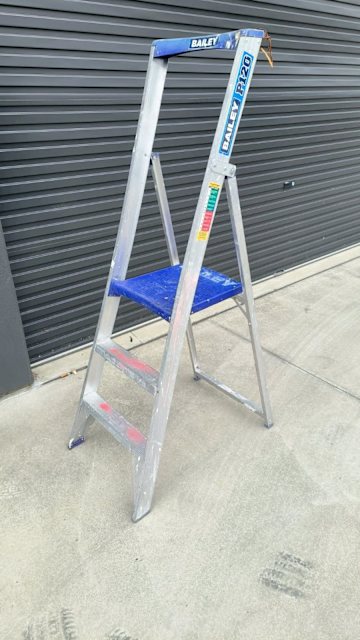 Bailey 3 Step Aluminium Platform Ladder 0.9m | Ladders & Scaffolding ...
