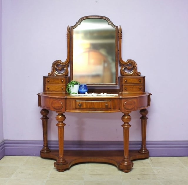 Antique Victorian Cedar Ornate Dressing Table Bedroom Dresser ...