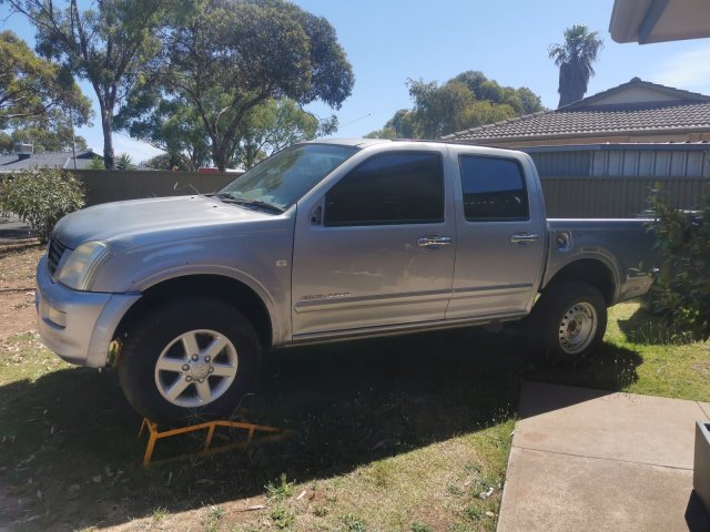 2005 HOLDEN RODEO LT DUAL CAB | Wrecking | Gumtree Australia Tea Tree ...