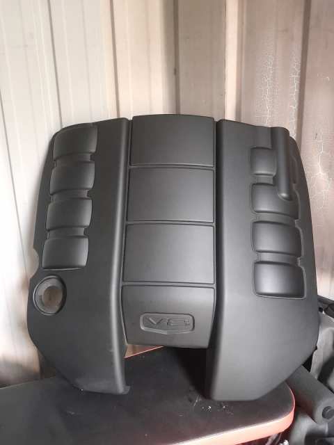 Holden Commodore L77 Engine Cover | Engine, Engine Parts & Transmission ...