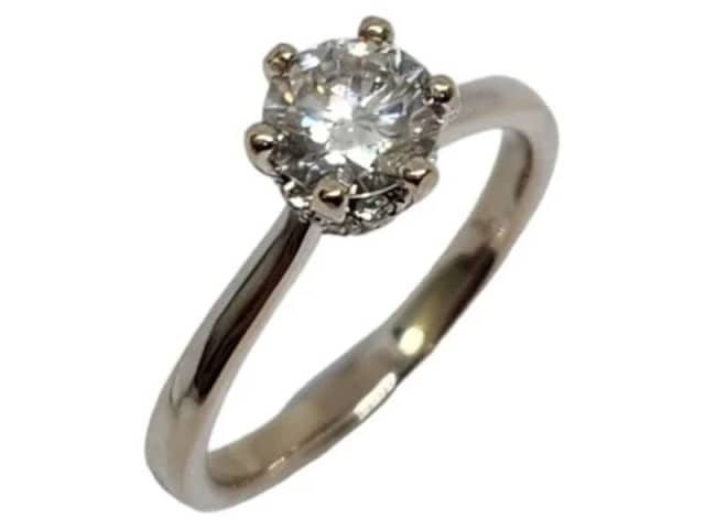 18ct White Gold Diamond Ring | Women's Jewellery | Gumtree Australia ...