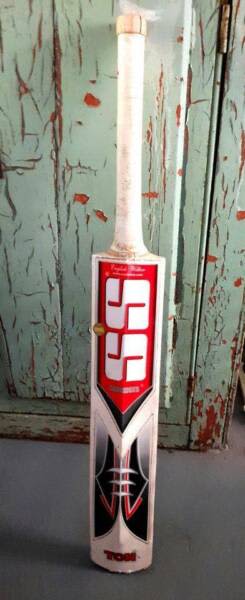 SUNRIDGES TON SUPER POWER CRICKET BAT ENGLISH WILLOW - Collectables in ...