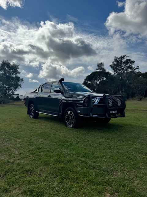 2021 TOYOTA HILUX SR5 (4x4) 6 SP AUTOMATIC DOUBLE CAB P/UP | Cars, Vans ...