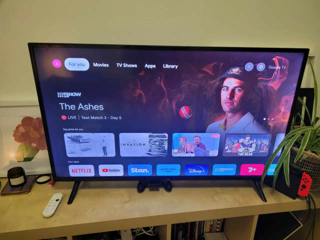 FFALCON TV - 90cm/35 inch with Google Chromecast device | TVs | Gumtree ...