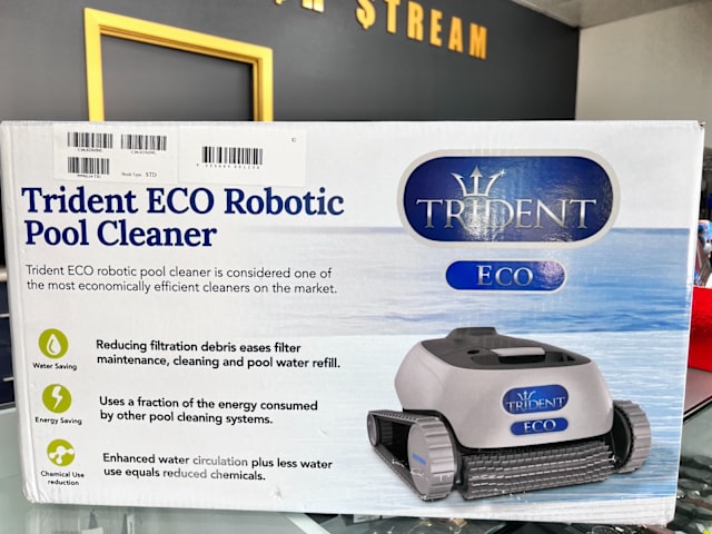 2217 TRIDENT ECO ROBOTIC POOL CLEANER - Pool in Salisbury Plain SA ...