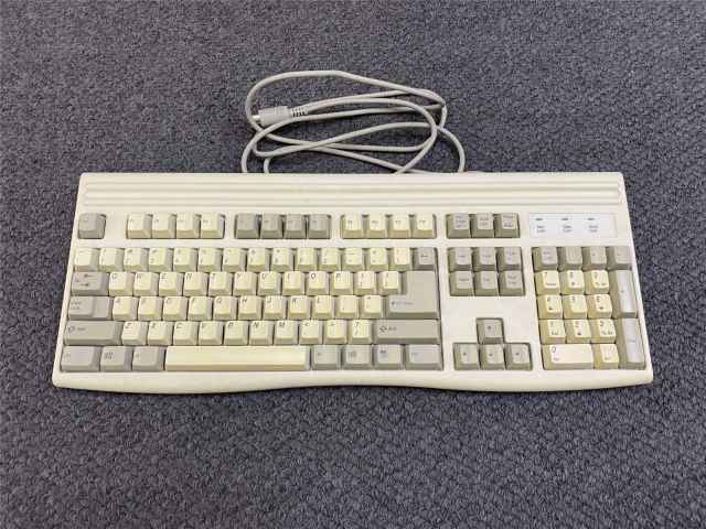 Vintage Mitsumi AT Keyboard USA Model KPQEA4ZA | Computer Accessories ...