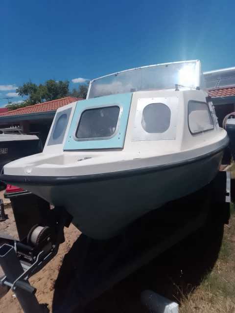 15 foot lic fibreglass half Caban and trailer licensed | Motorboats ...