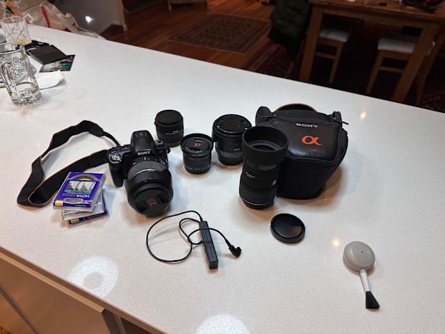 Sony Alpha 55 DSLR Kit - Complete photography setup - Digital SLR in ...