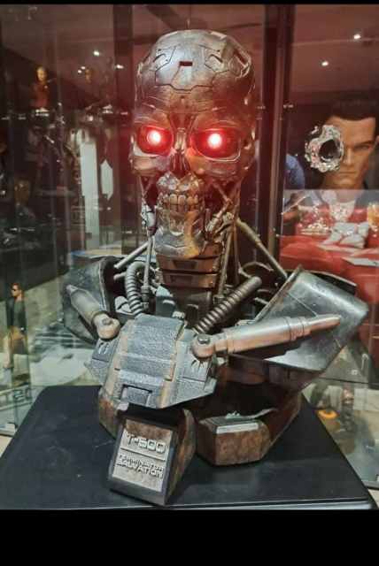 T-600 sideshow terminator 1:1 life size bust - Collectables in Camden ...