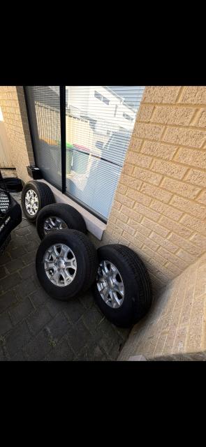 NEW TYRES AND RIMS FROM A FORD RANGER XLS BRIDGESTONE TYRES | Wheels ...