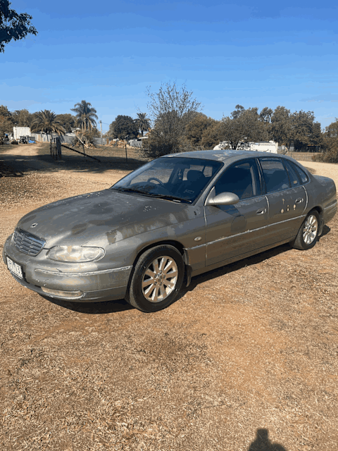 2001 HOLDEN STATESMAN V6 4 SP AUTOMATIC 4D SEDAN | Cars, Vans & Utes ...