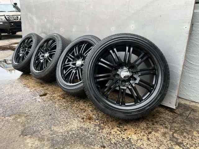 BMW M Sport Style 18 Inch Alloy Wheels with Excellent Tyres *Delivery ...