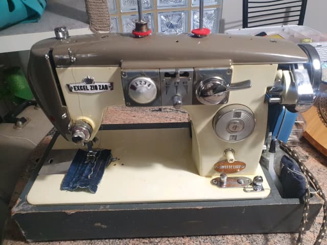 Sewing Machine Vintage Excel ZigZag | Sewing Machines | Gumtree ...