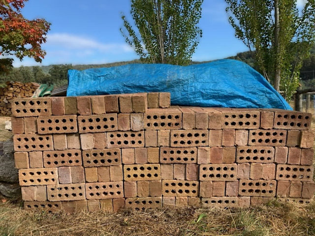 Bricks unused commons - Building Materials in Franklin TAS | Gumtree ...