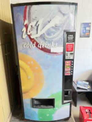 TTHREE FULLY SITED VENDING MACHINES SAFE ENVIRONMENT - Miscellaneous ...