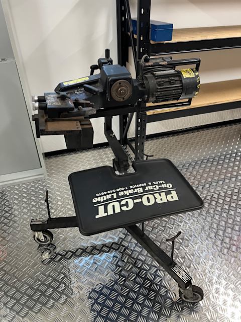 Pro-Cut On-Car Brake Lathe with Brook Hansen 1920104N-PC5 Motor ...