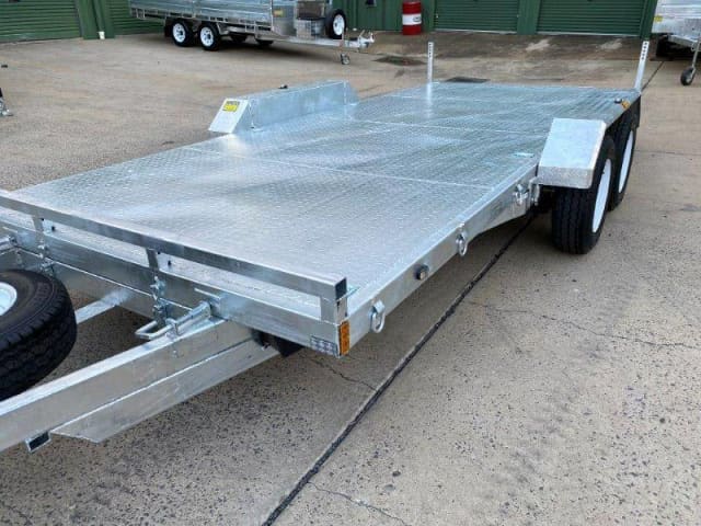 Car Trailer 4.8m x 2.0m Tiltng, Ramps, infl T-box ATM 3t 4mm floor ...