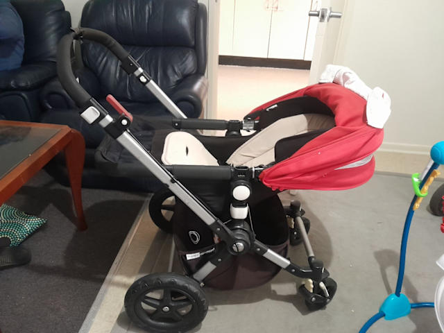 Baby Pram Includes Bassinet seat/coverings, rain cover Red/Brown ...