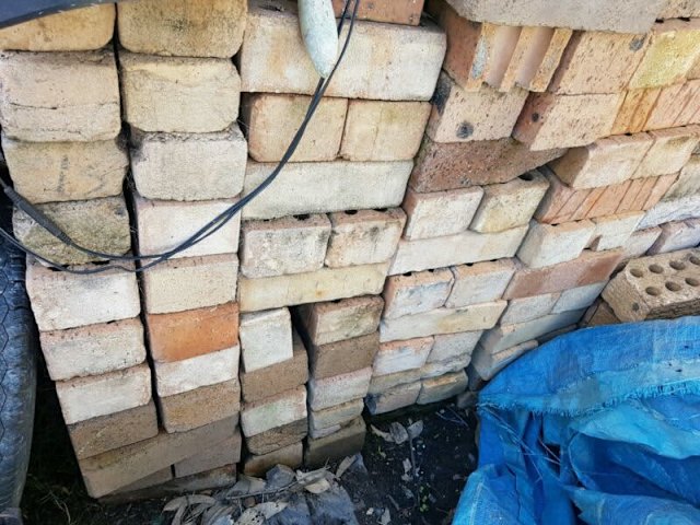 Bricks 70c each. Scroll down for info. - Building Materials in ...