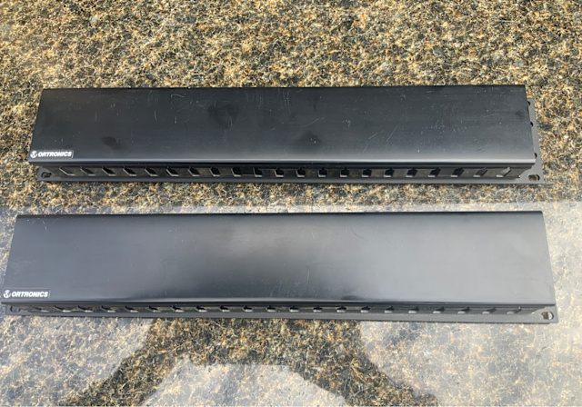 Cable management panel for network rack - Low profile | Modems ...