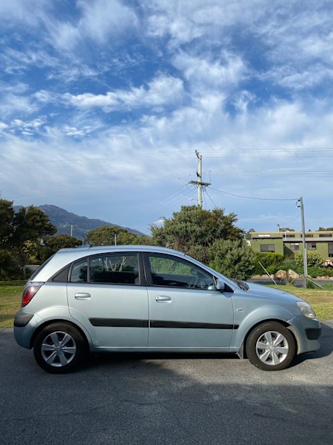 2007 KIA RIO EX 5 SP MANUAL 5D HATCHBACK | Cars, Vans & Utes | Gumtree ...