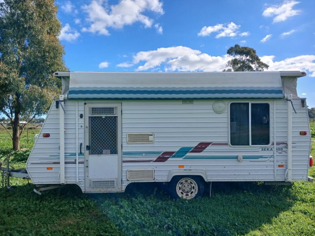 Coromal caravan 1999 - Bunks and Queen Bed - Sleeps 5 - 6. | Caravans ...