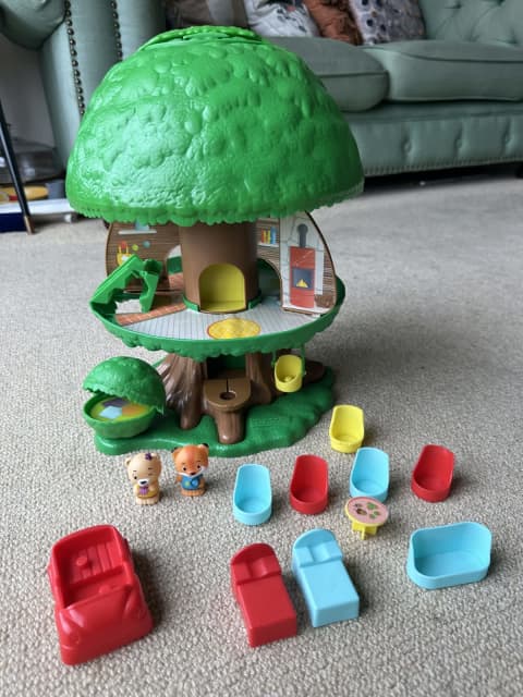 Klorofil Magic Tree House- complete with furniture & characters | Toys ...