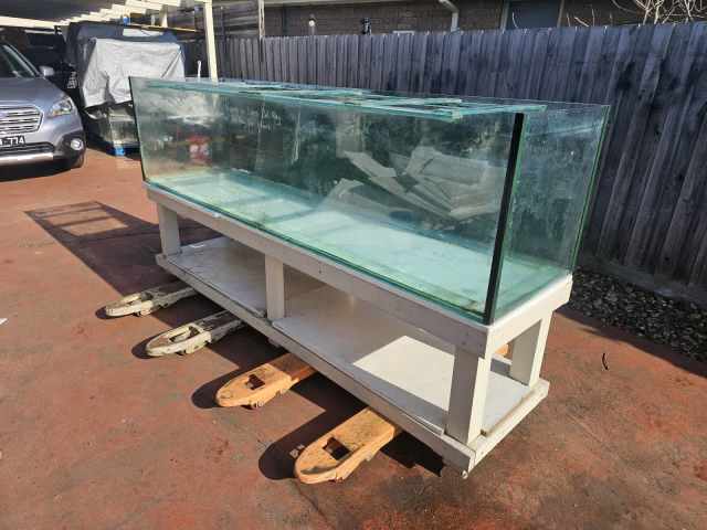 8ft x 2ft x 2ft fish tank aquaruim with stand and filter. | Pet ...