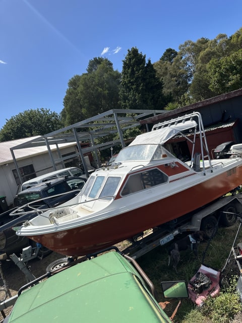 5.5m Caribbean baron with Merc 135 2 stroke | Motorboats & Powerboats ...