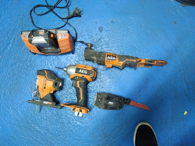 AEG cordless Driver, brush cutter, multi tool, sander, reciprocal saw ...