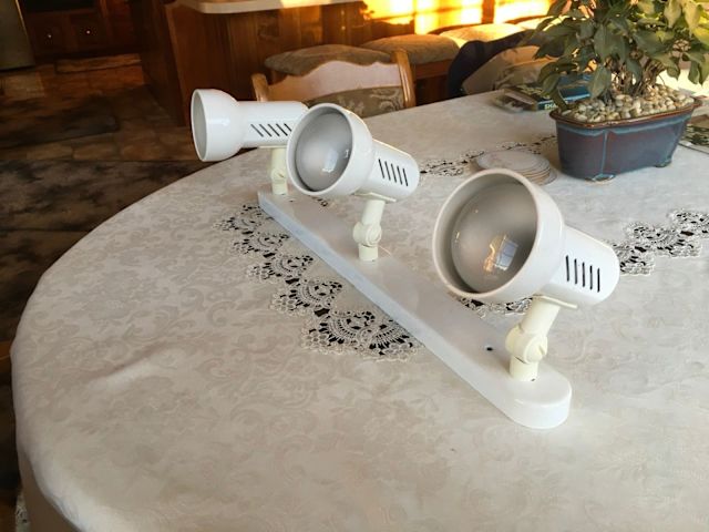 3 light metal spotlight bar - Other Lighting in Ulverstone TAS ...