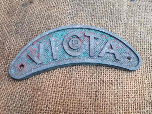 VICTA ROTOMO FAN MOWER & VINTAGE VICTA 18 BADGE - Lawn Mowers in ...