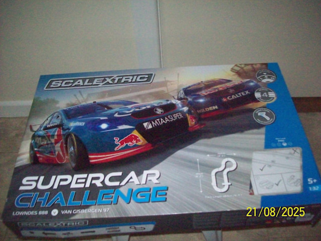 Scalextric Supercar challenge slotcar set - Miscellaneous Goods in Moe ...