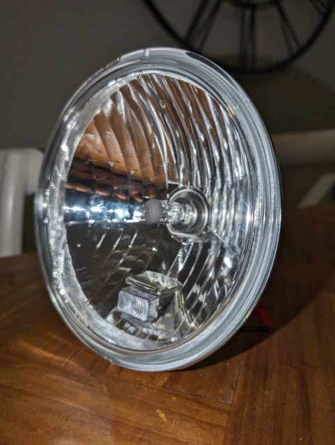 FIEM - 7inch Headlight/High beam w Parker | Other Parts & Accessories ...