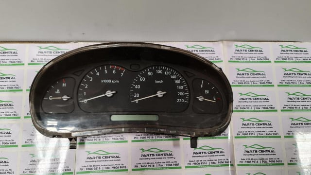 2001 2002 HOLDEN COMMODORE VU VX SS INSTRUMENT CLUSTER 312K | Other ...