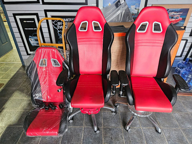 Leather Office Chairs Automotive Theme - Office Chairs in Albion Park ...