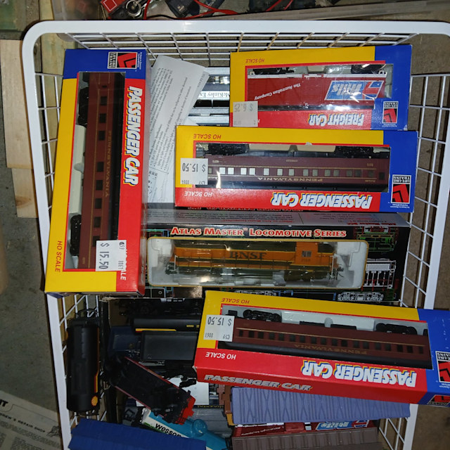 Model trains and carriages - Collectables in Oakdale NSW | Gumtree ...