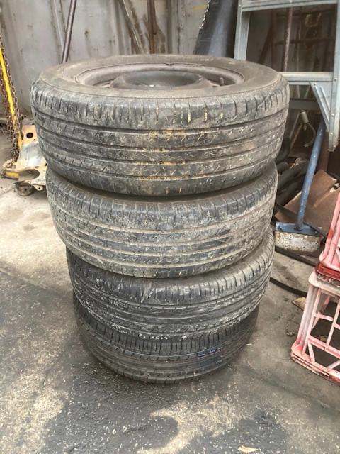 205/65/15 TYRES ON COMMODORE STEEL RIMS 15X6 STOCKIES STOCK $60 EACH ...
