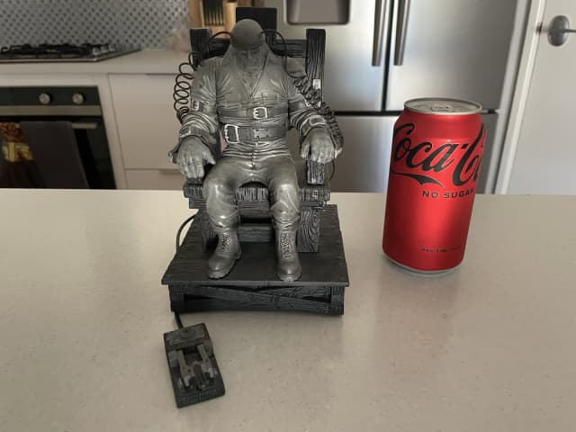 McFarlane toys sin city death row marv 6 inch action figure ...