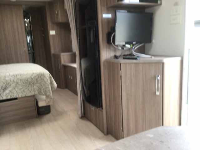 Jayco Silverline 24.75-2. 15SL (Jeep Grand Cherokee also available ...