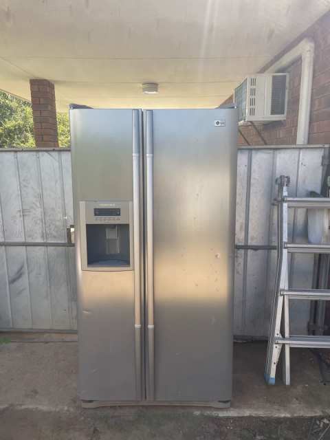 567L LG smart fridge - Fridges & Freezers in York WA | Gumtree Australia