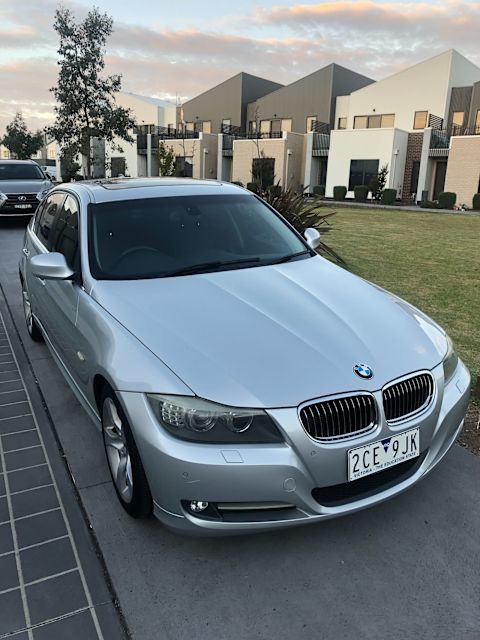 BMW 3 SERIES 2.0i, 2011 with REGO (until 09.10.2025) & RWC | Cars, Vans ...