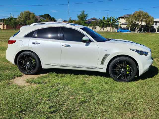 2015 INFINITI QX70 3.0d S PREMIUM 7 SP AUTOMATIC 4D WAGON | Cars, Vans ...